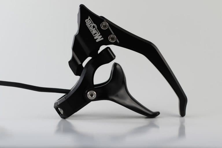 The Story Behind the Finger Throttle and Munster Innovations