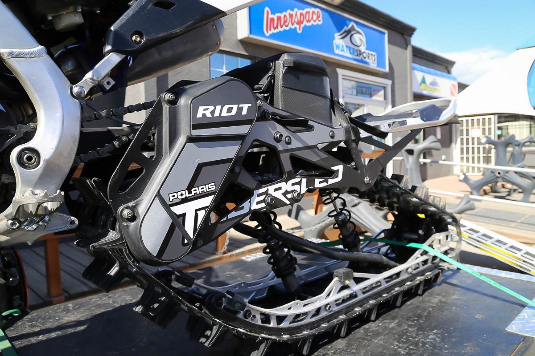 Timbersled 2020: ARO 3 vs RIOT Experience | Mountain Sledder