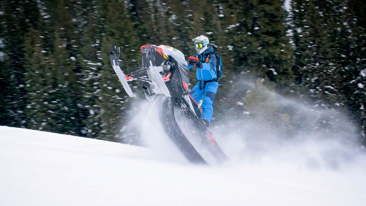 VIDEO – First Ride! Ski-Doo Summit 175 TURBO! | Mountain Sledder