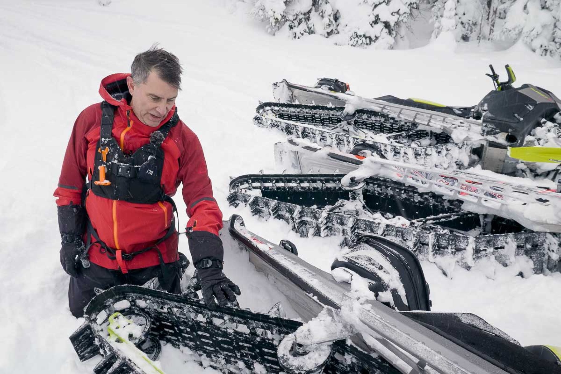 Gen5 Summit X vs Expert _ | Mountain Sledder